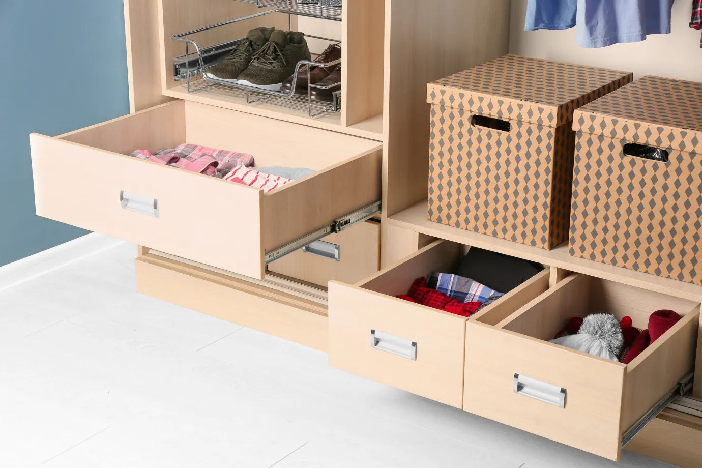 Collectables Storage - Wolverhampton Storage - Albert Miles